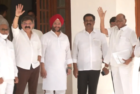 NCP Chief Sharad Pawar Meets Congress leaders Mallikarjun Kharge, Rahul ... NCP Chief Sharad Pawar Meets Congress leaders Mallikarjun Kharge, Rahul ...